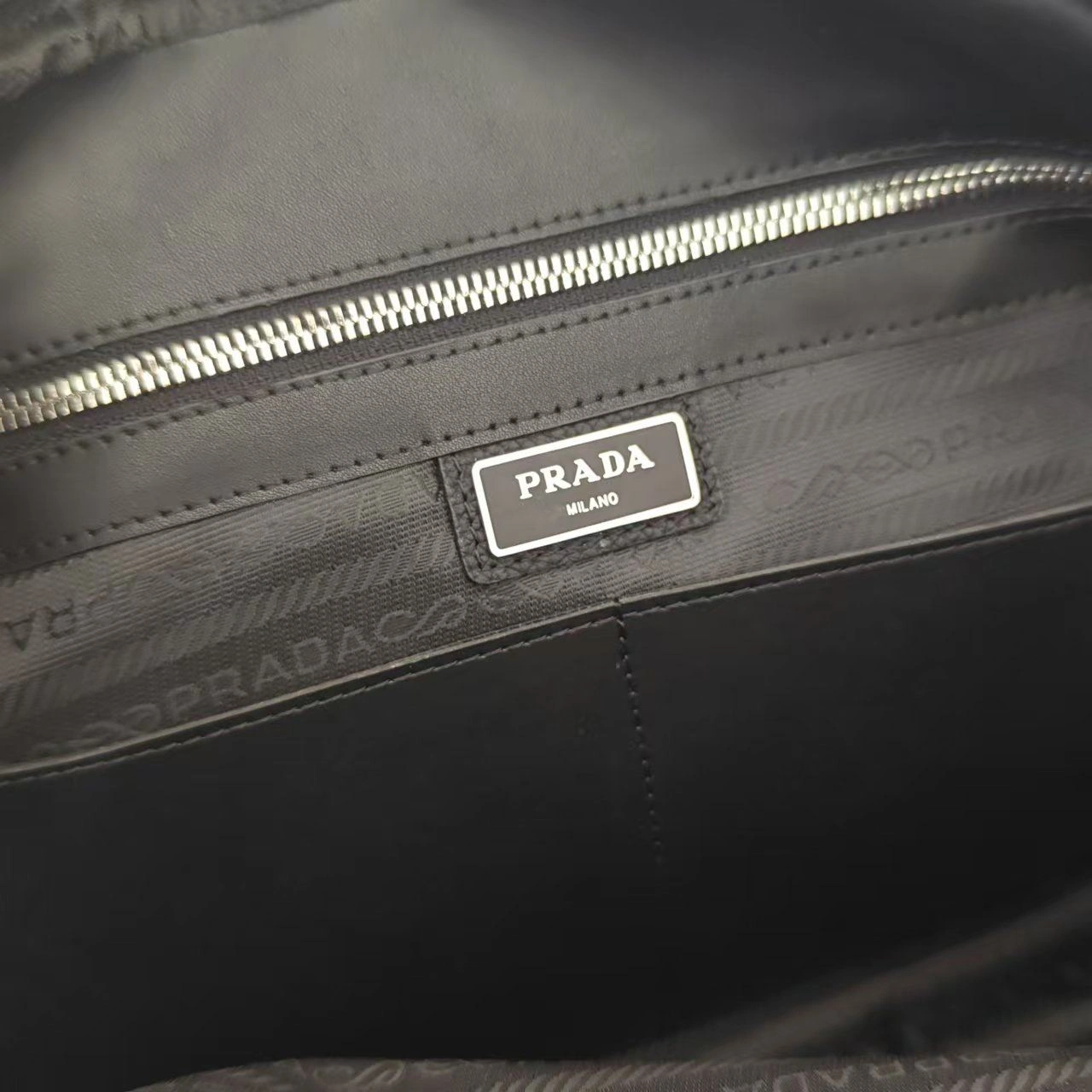 Bargain Mens Prada Briefcases