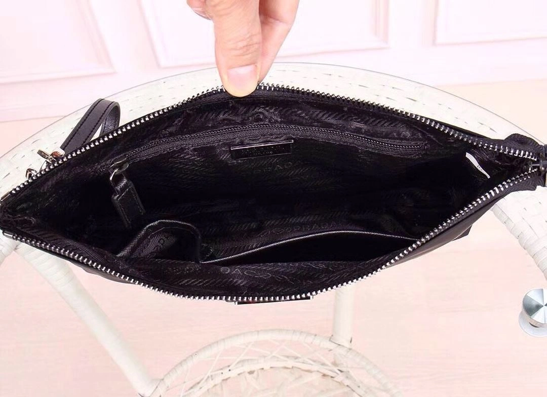 Cut-rate Mens Prada Clutch Bags