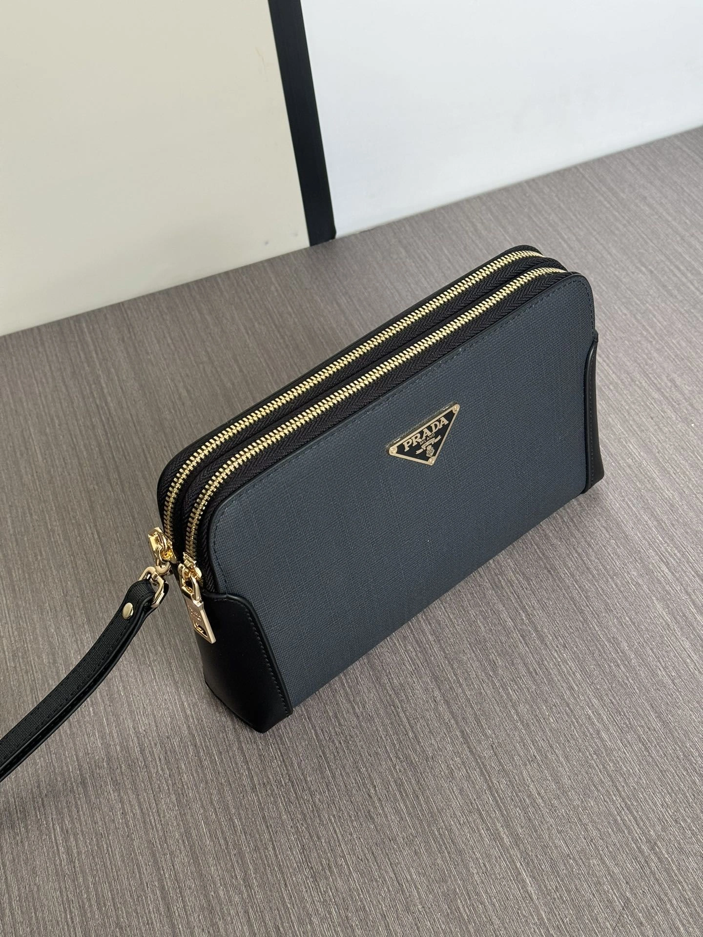 Discounted Mens Prada Clutch Bags