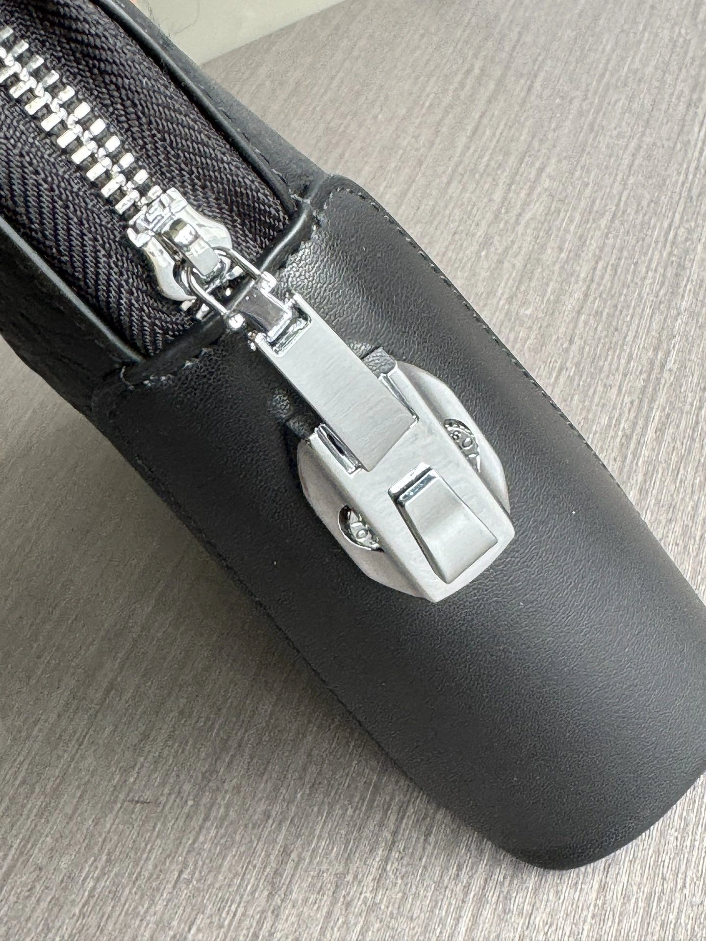 Bargain Mens Prada Clutch Bags