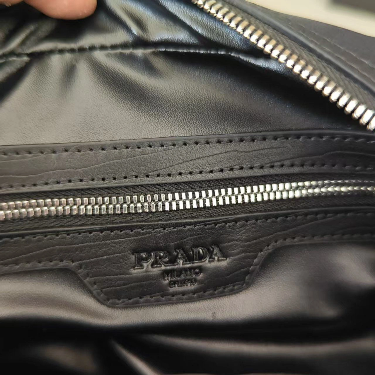 Bargain Mens Prada Clutch Bags