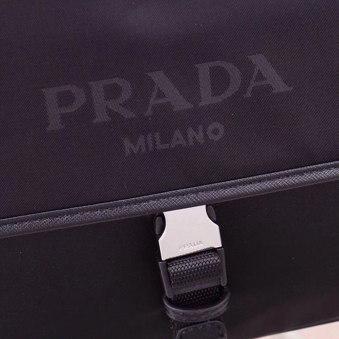 Reasonably priced Mens Prada Satchel Bags