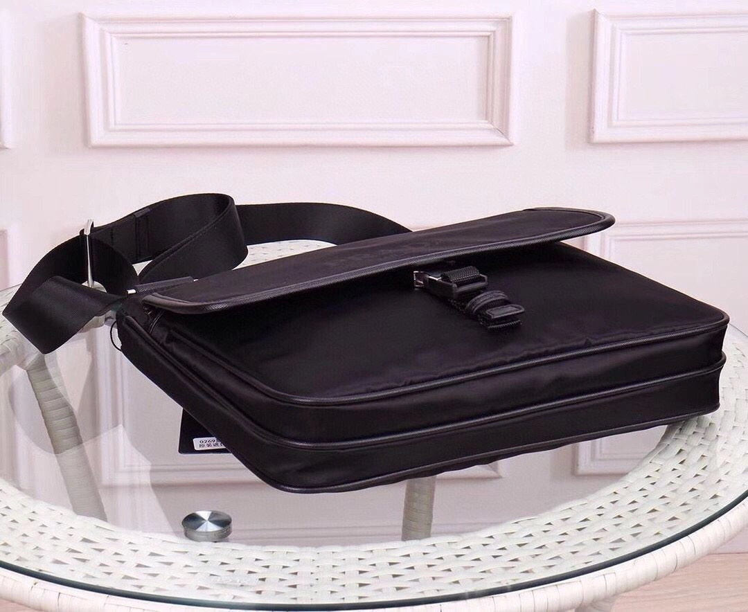 Reasonably priced Mens Prada Satchel Bags