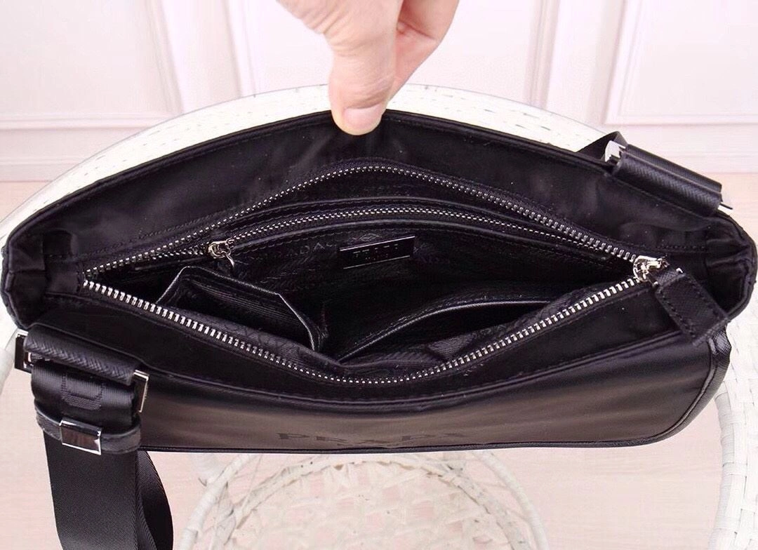 Reasonably priced Mens Prada Satchel Bags