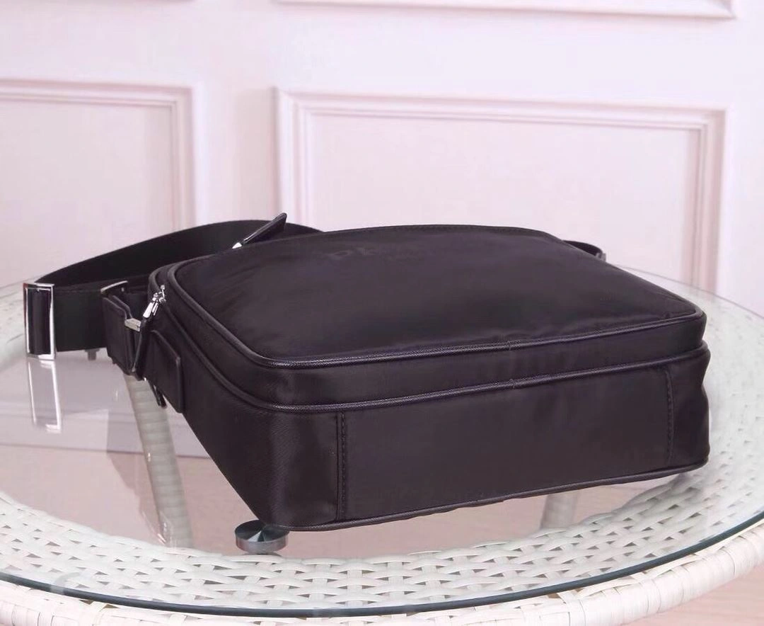 Top mirror Mens Prada Satchel Bags