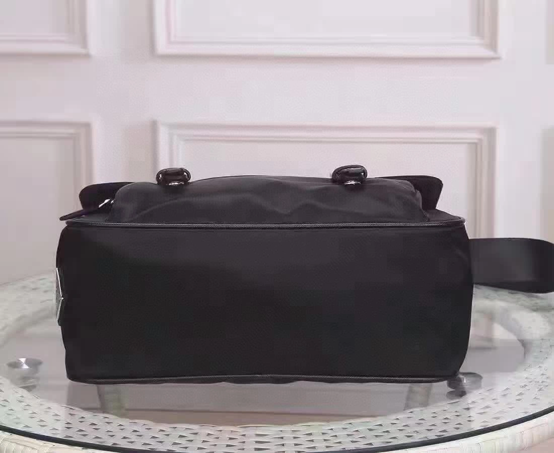 Factory-made Mens Prada Satchel Bags