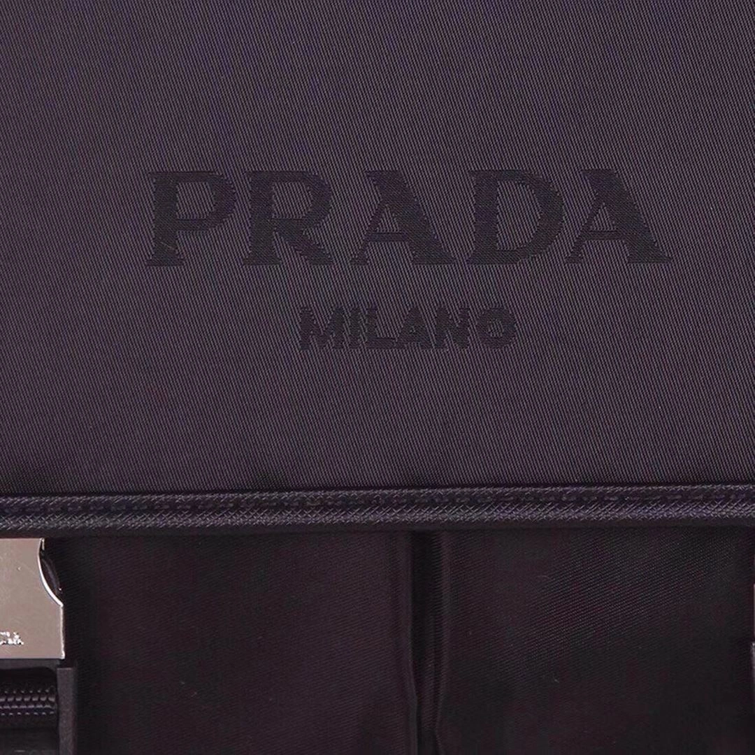 Exact replica Mens Prada Satchel Bags
