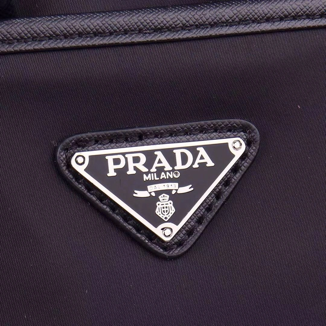 Reasonably priced Mens Prada Satchel Bags
