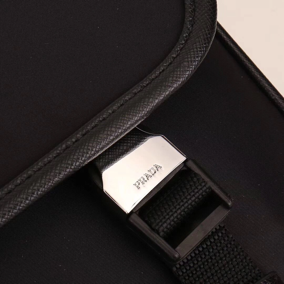 Accurate model Mens Prada Satchel Bags