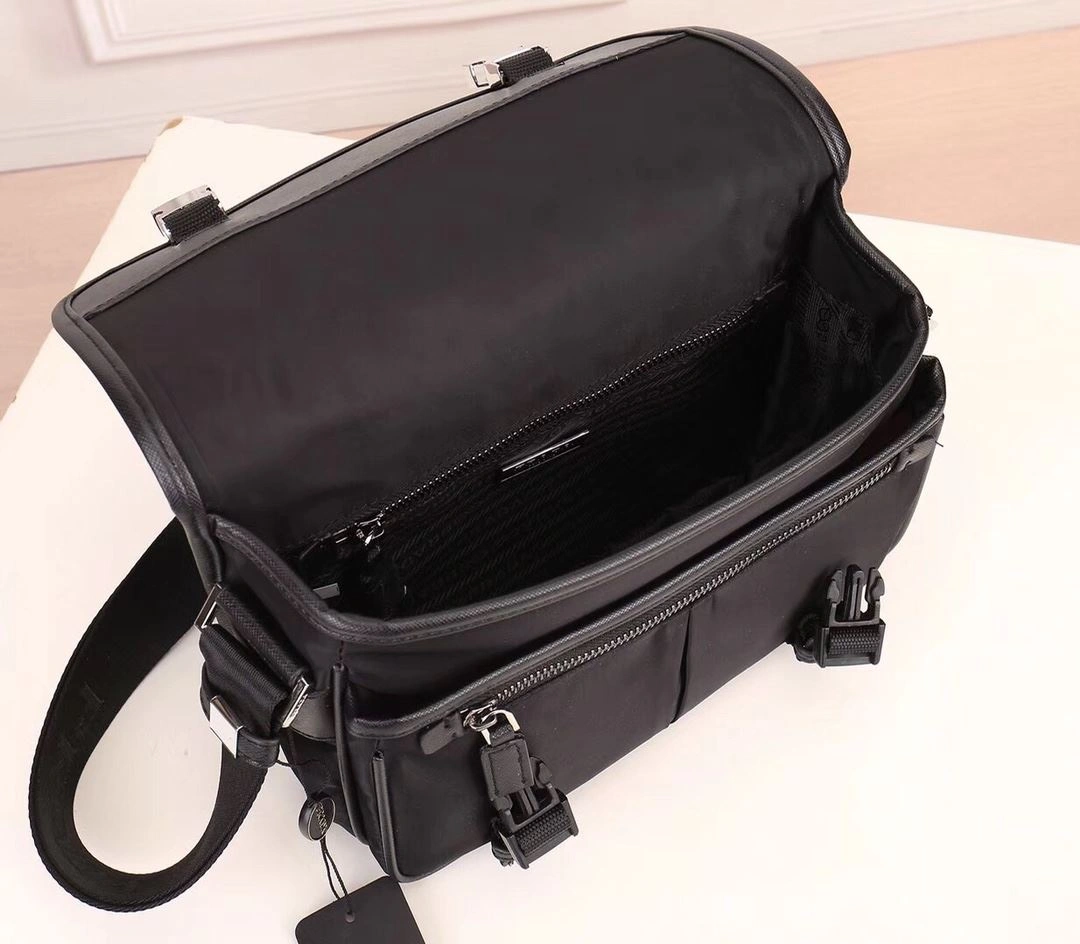 Accurate model Mens Prada Satchel Bags