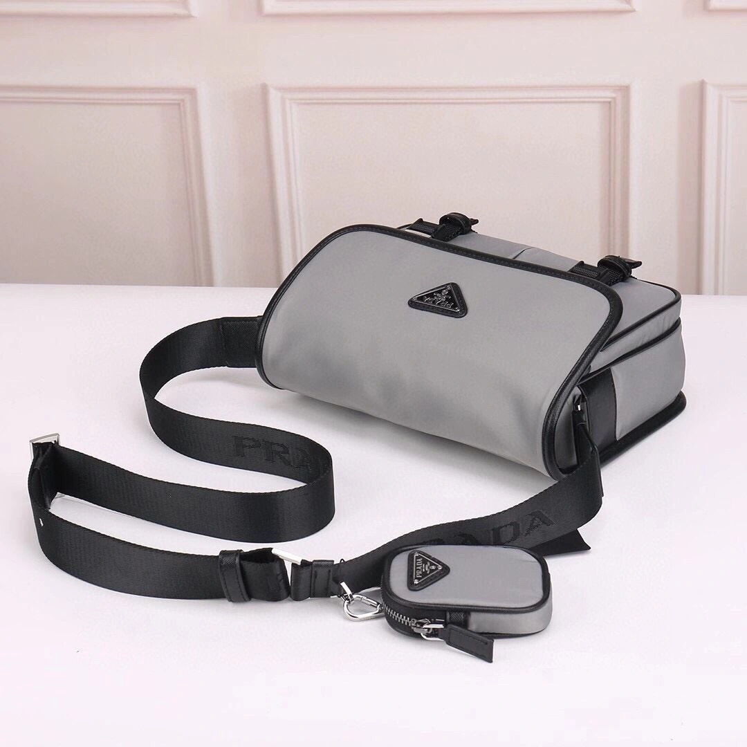 Accurate model Mens Prada Satchel Bags