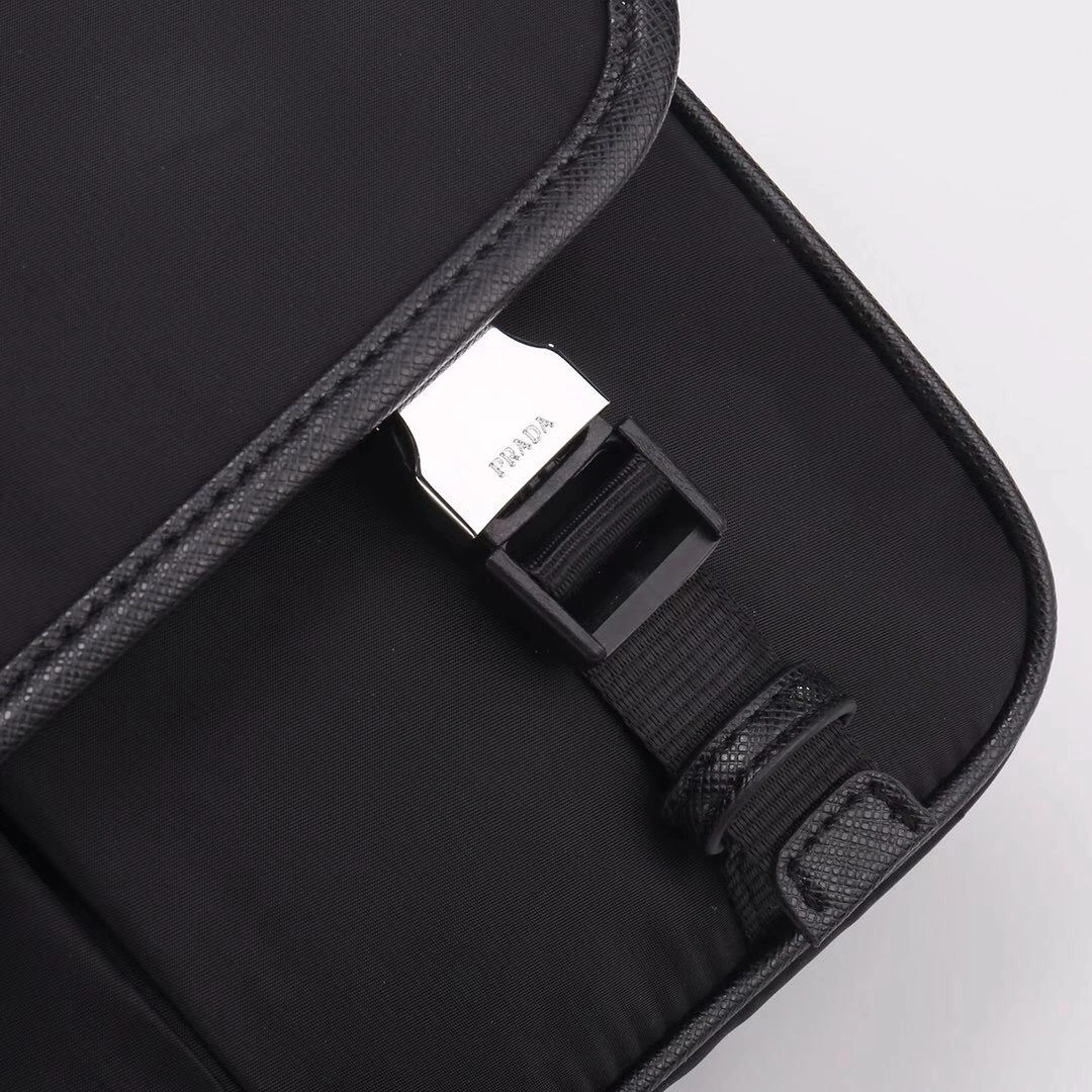 Bargain Mens Prada Satchel Bags