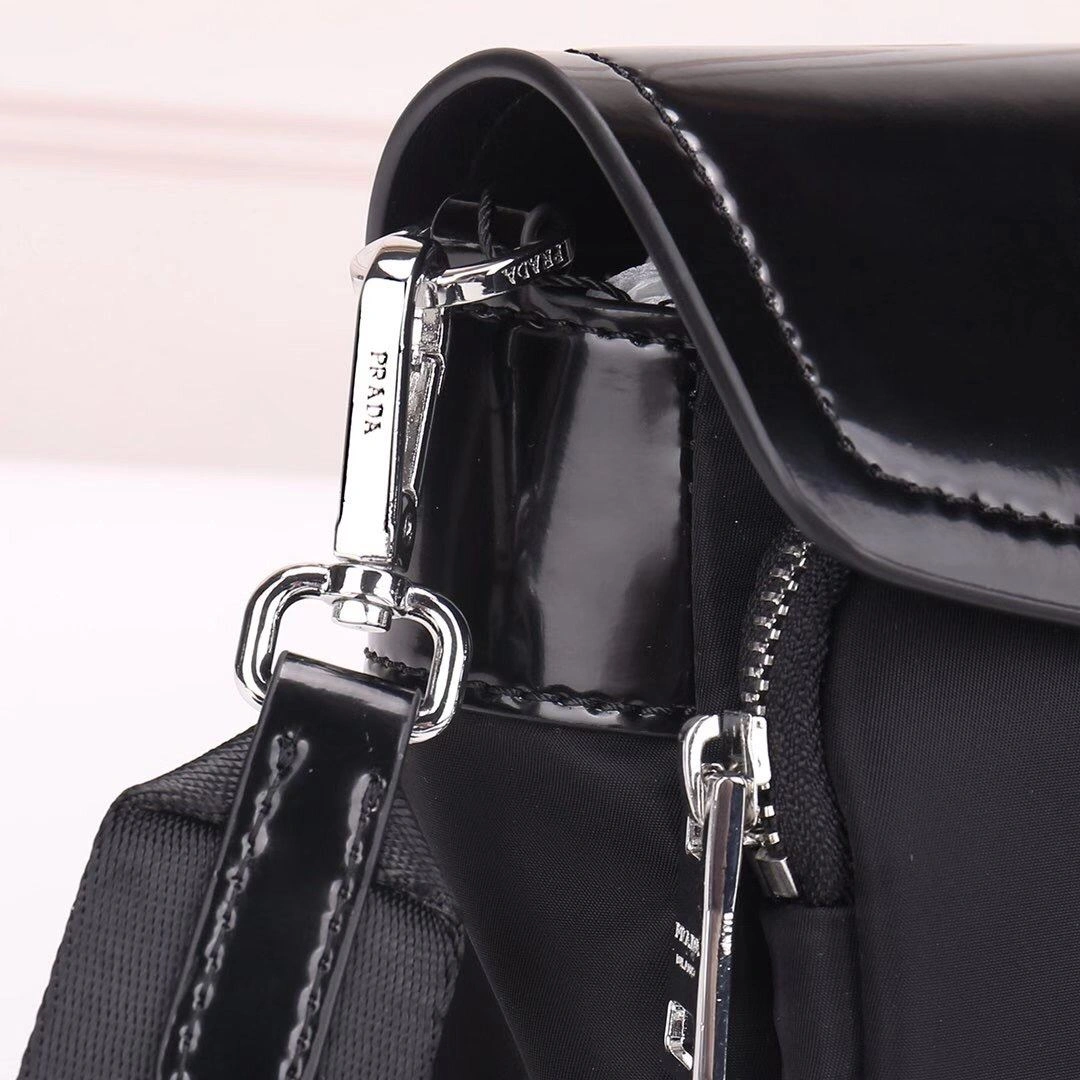Exact replica Mens Prada Satchel Bags