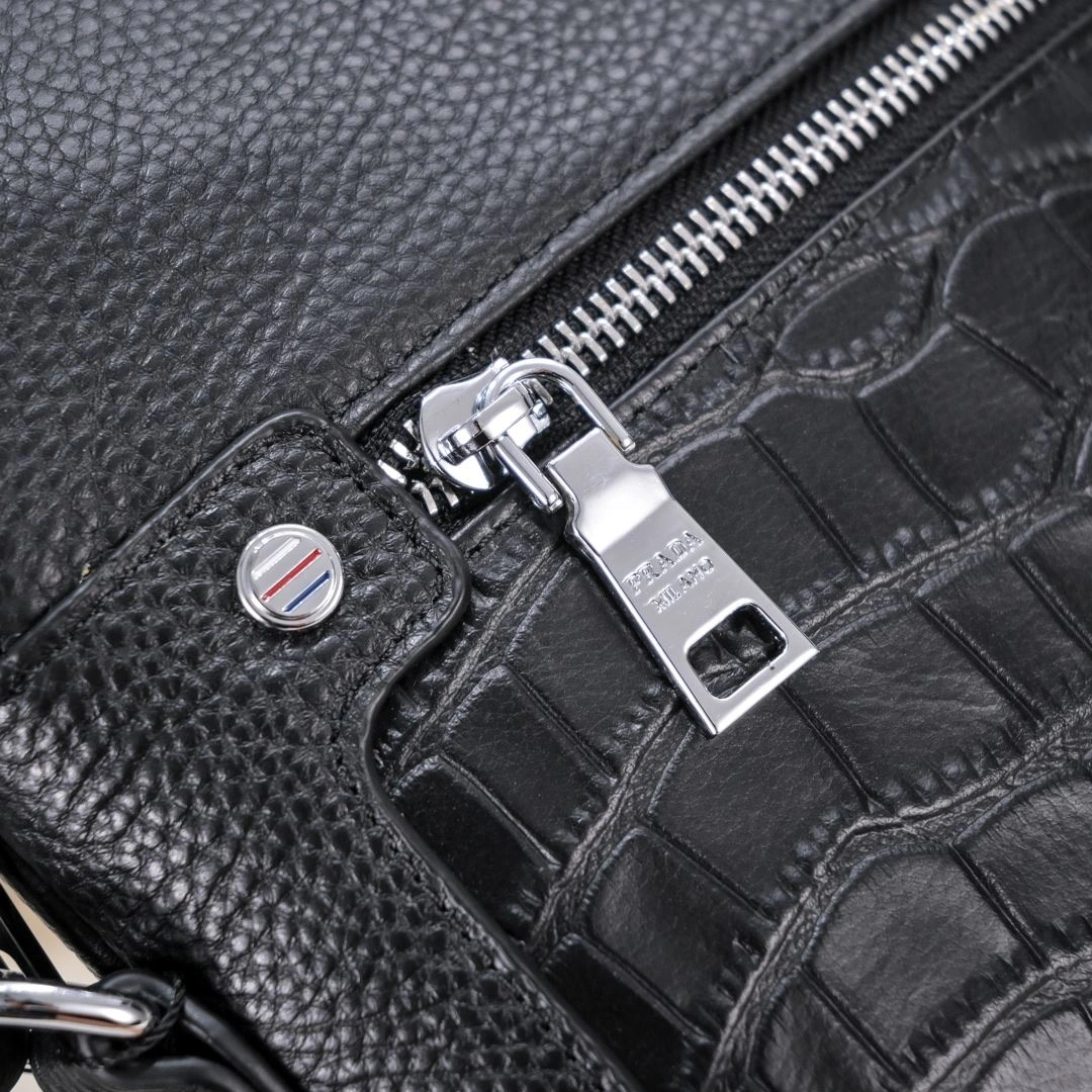 High accuracy Mens Prada Satchel Bags
