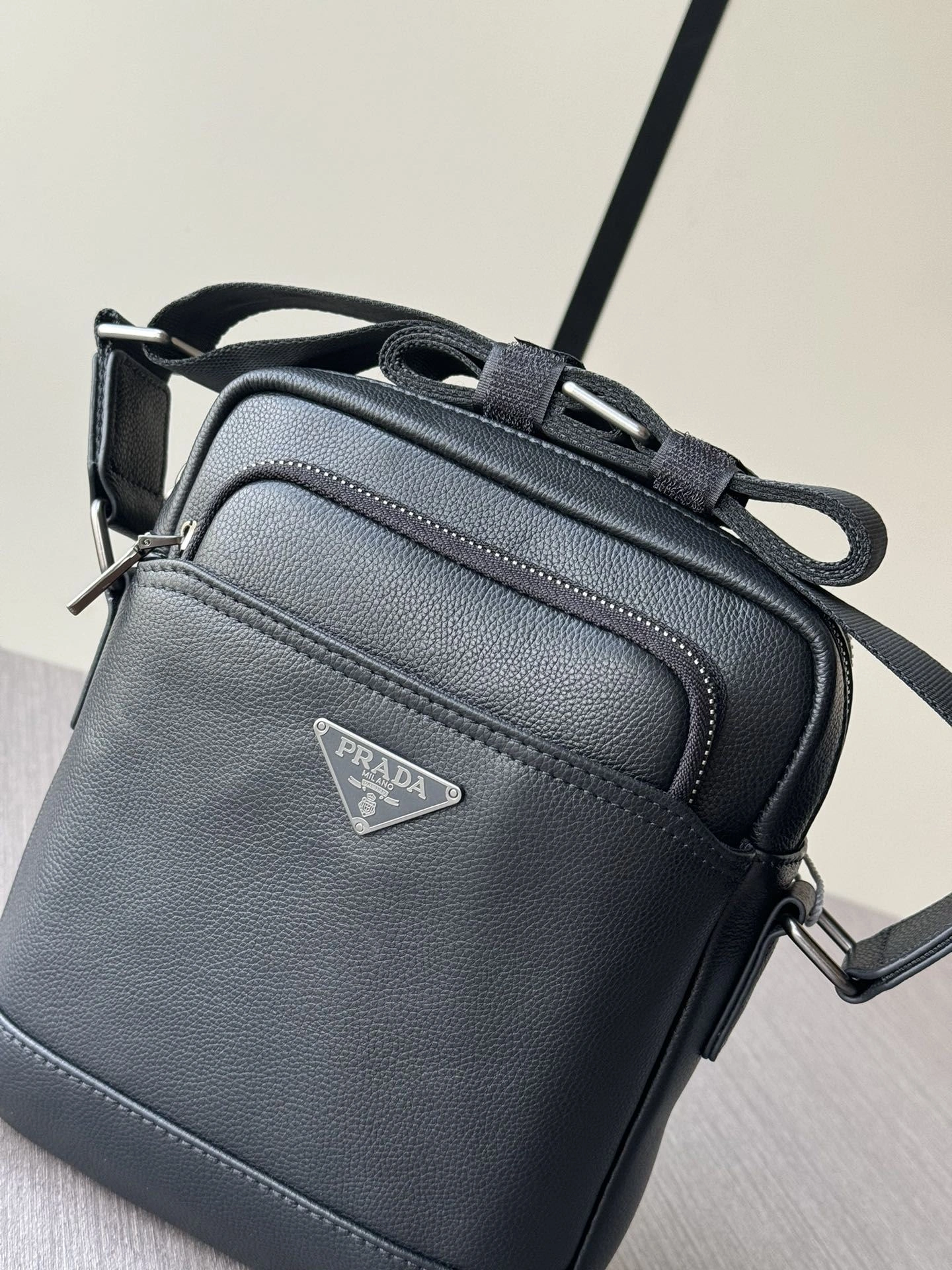 Discounted Mens Prada Satchel Bags