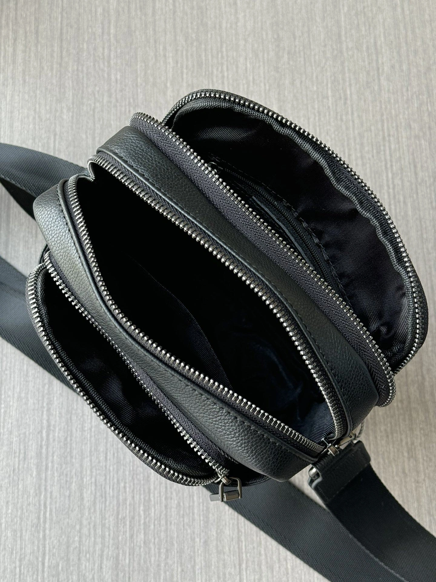 Discounted Mens Prada Satchel Bags