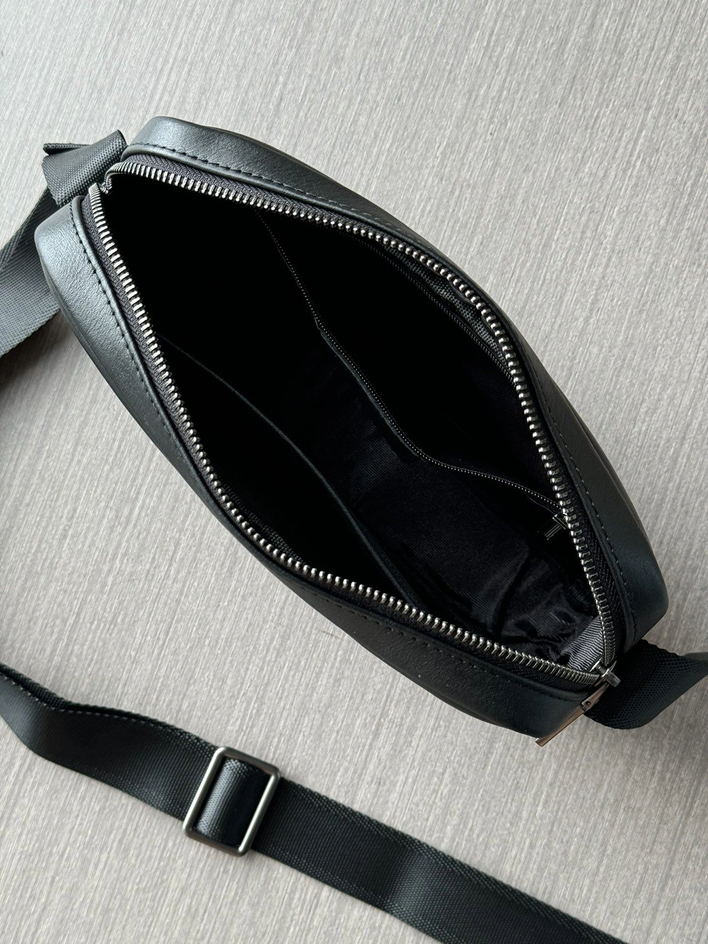Budget-friendly Mens Prada Satchel Bags