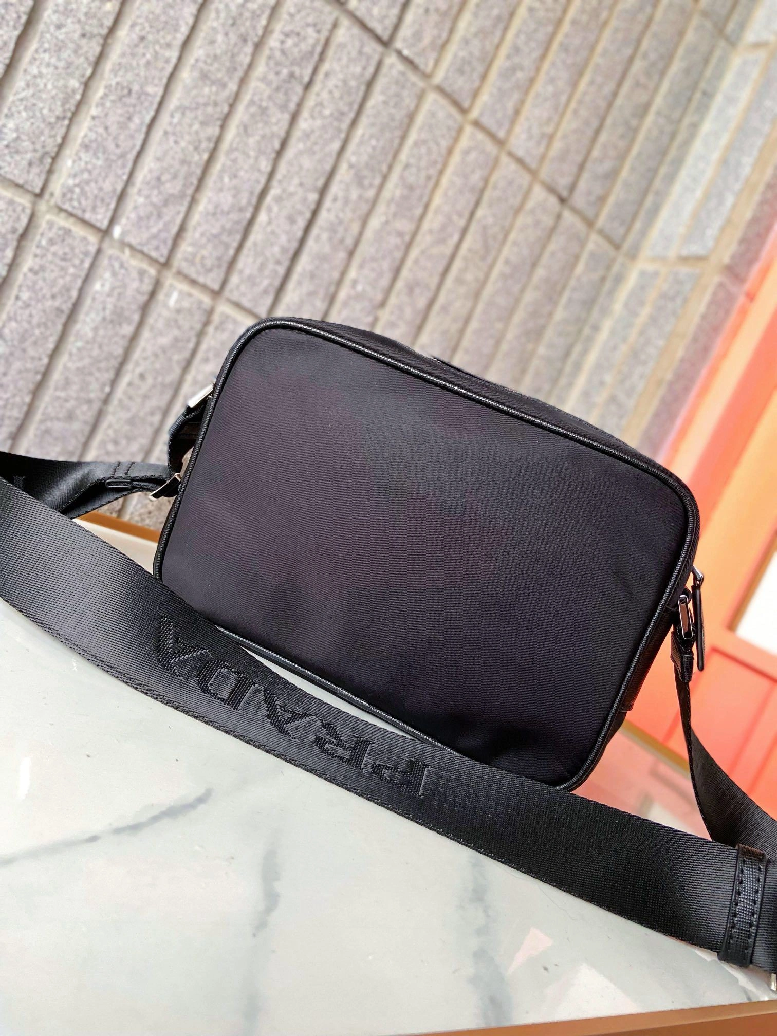 High accuracy Mens Prada Satchel Bags