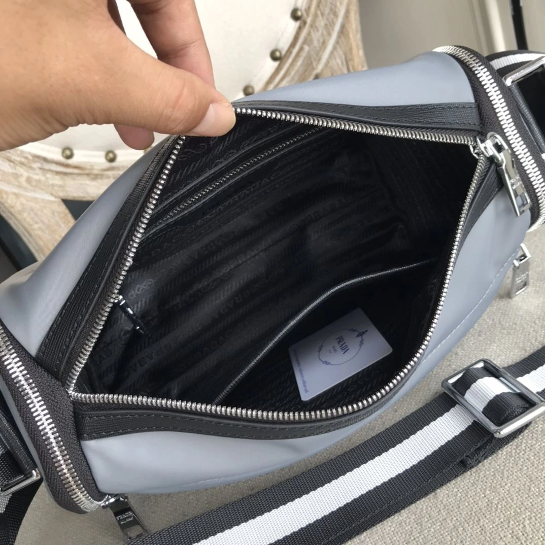 High fidelity Mens Prada Satchel Bags