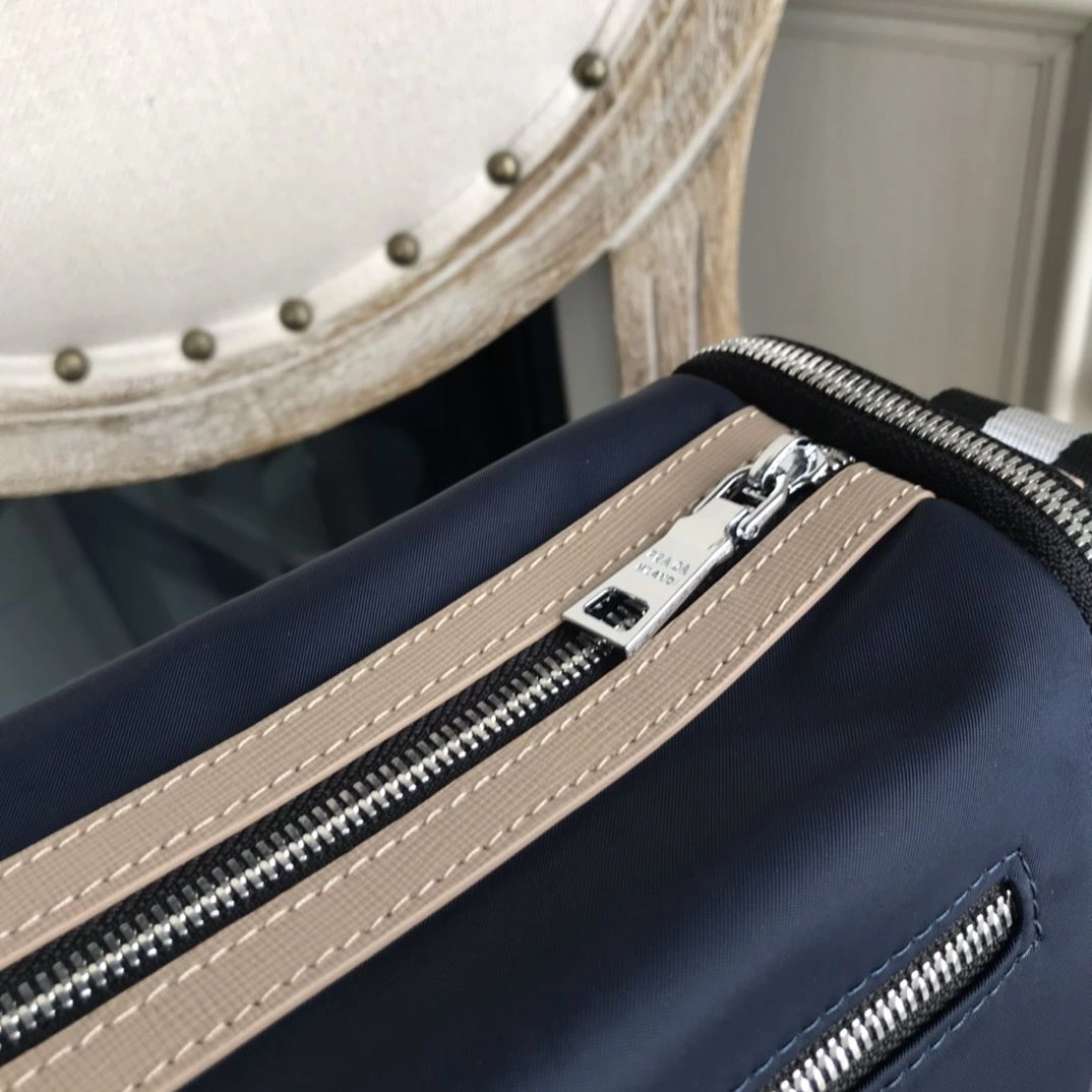 High accuracy Mens Prada Satchel Bags