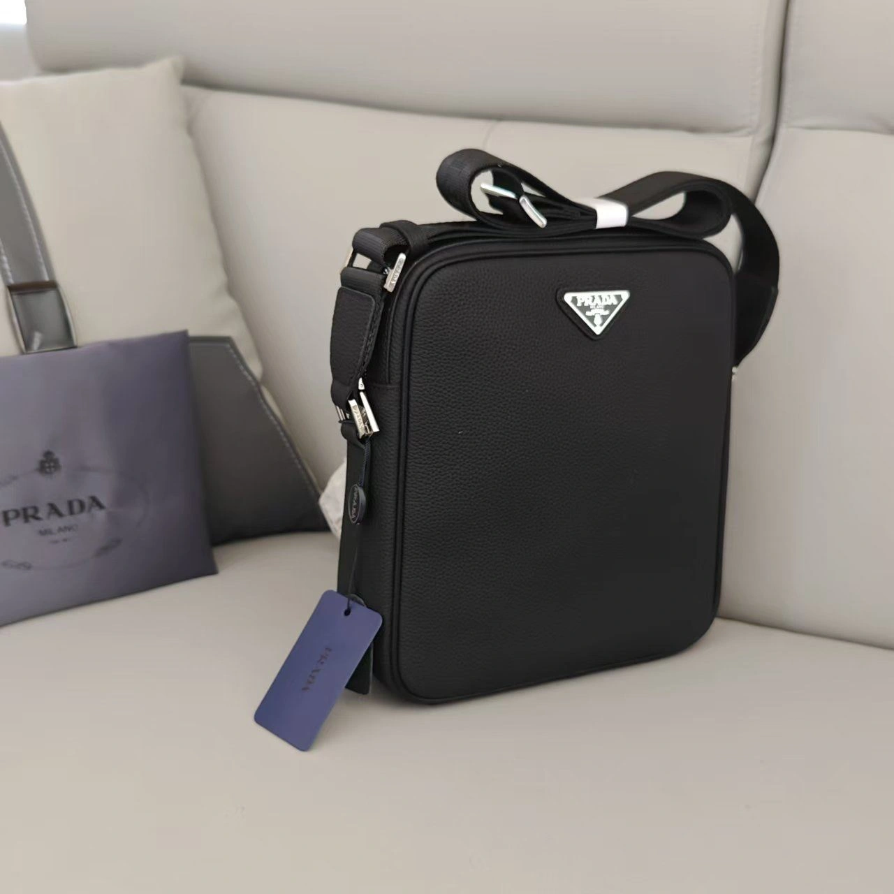 Low-cost Mens Prada Satchel Bags