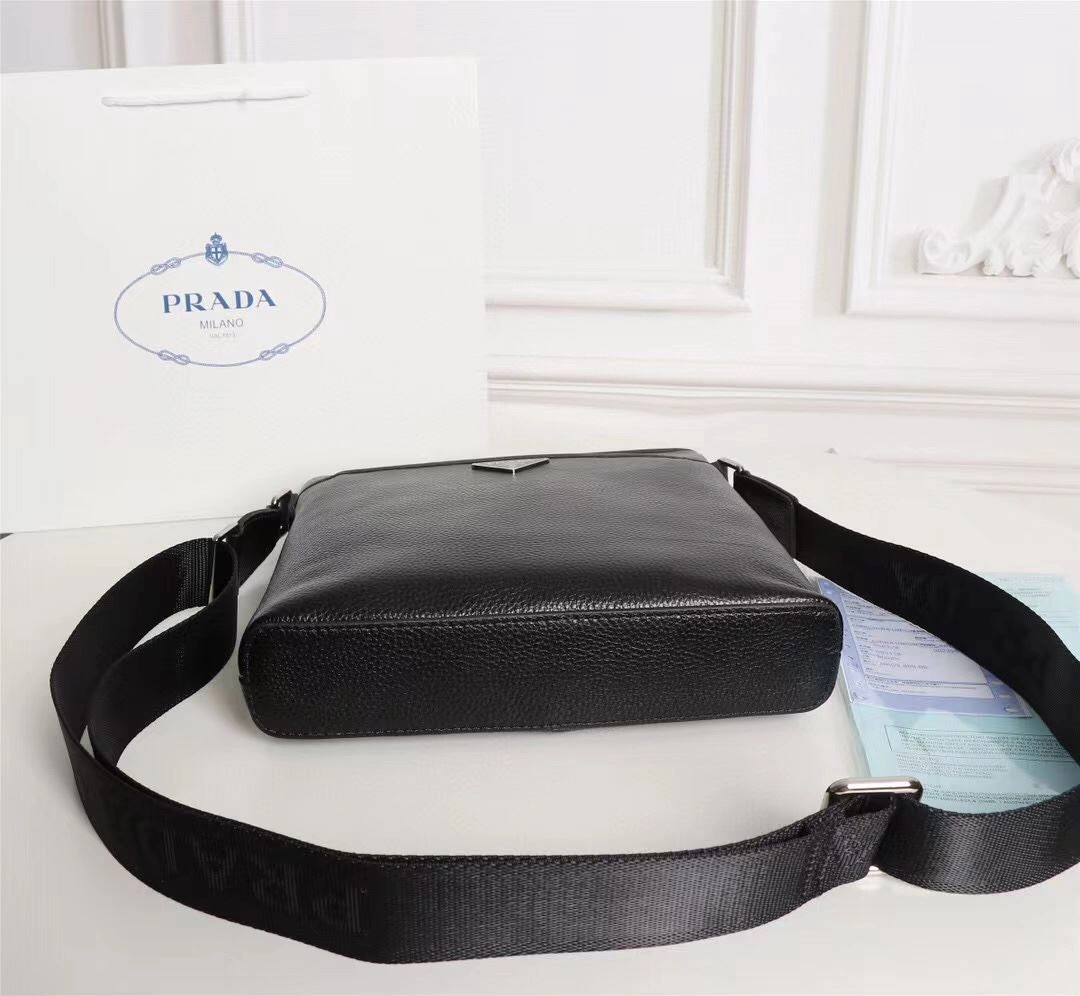 Top mirror Mens Prada Satchel Bags
