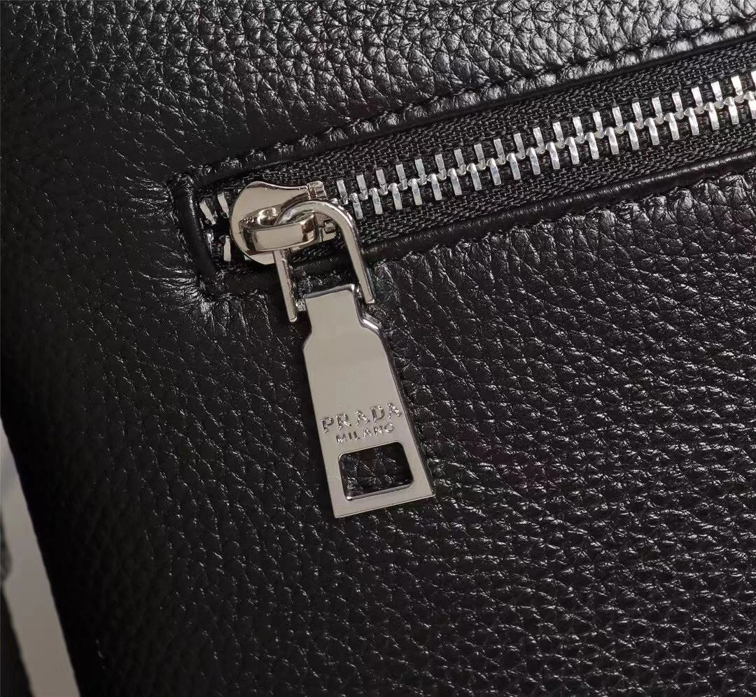 Top mirror Mens Prada Satchel Bags