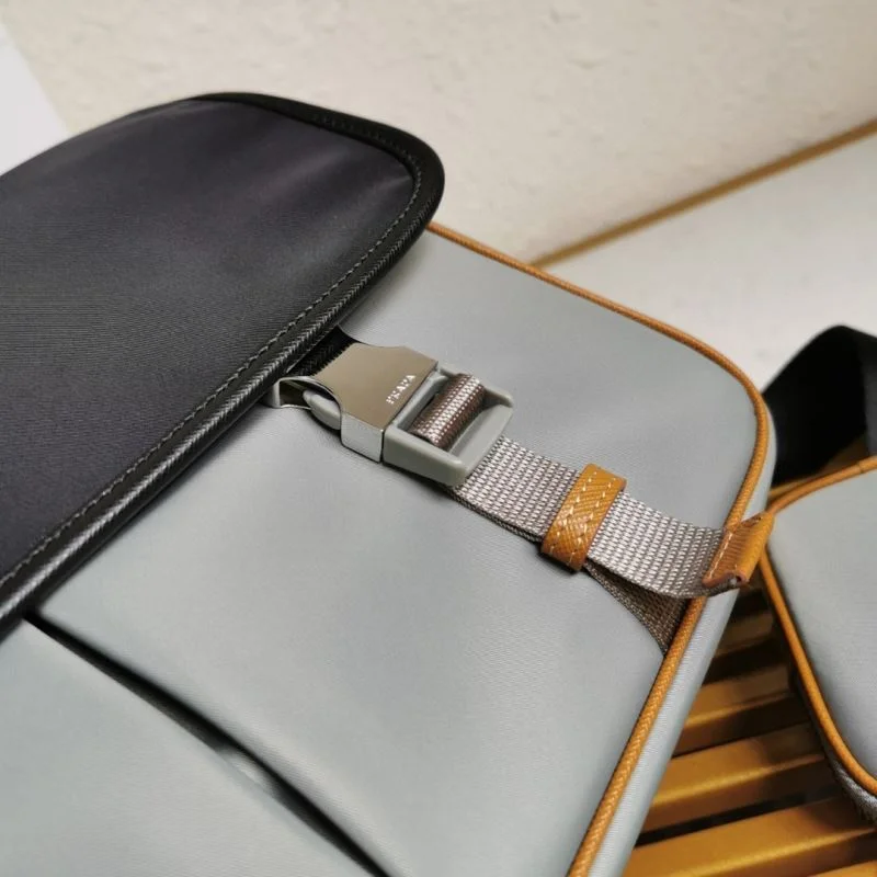 High accuracy Mens Prada Satchel Bags