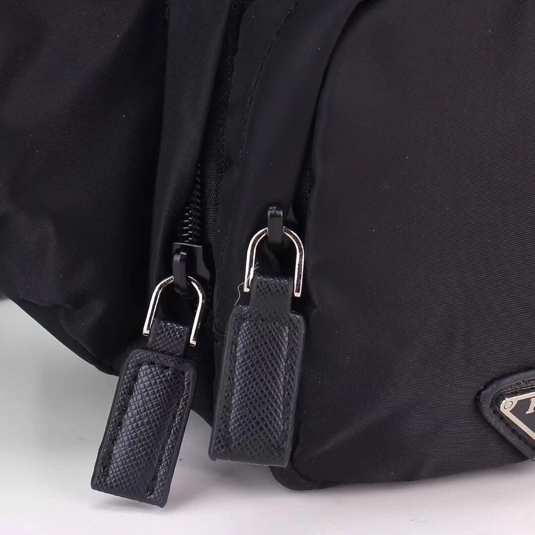 Accurate model Mens Prada Waist Chest Packs
