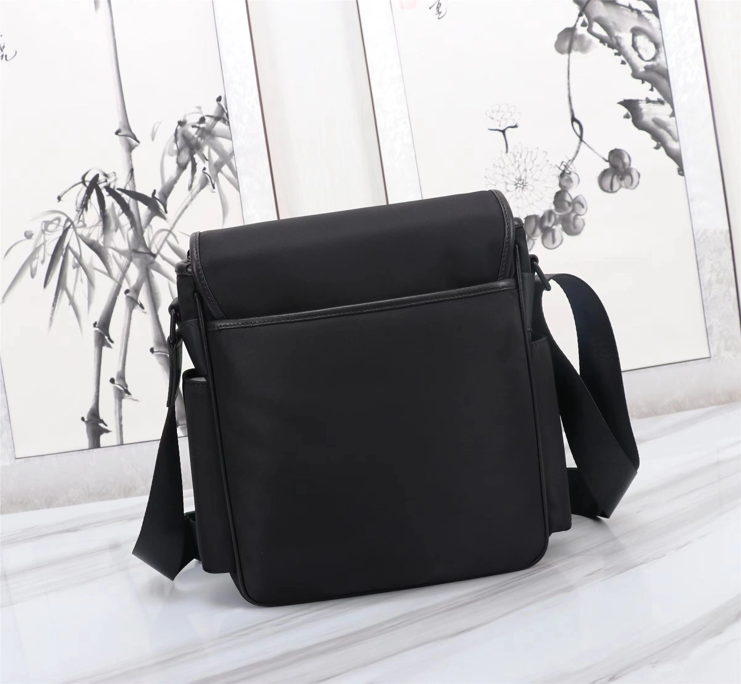 Discounted Mens Versace Satchel Bags