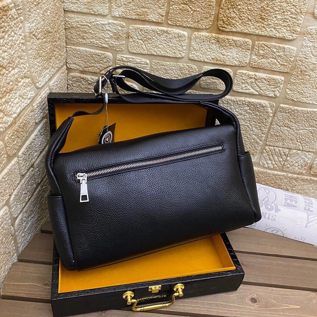 Budget-friendly Mens Versace Satchel Bags