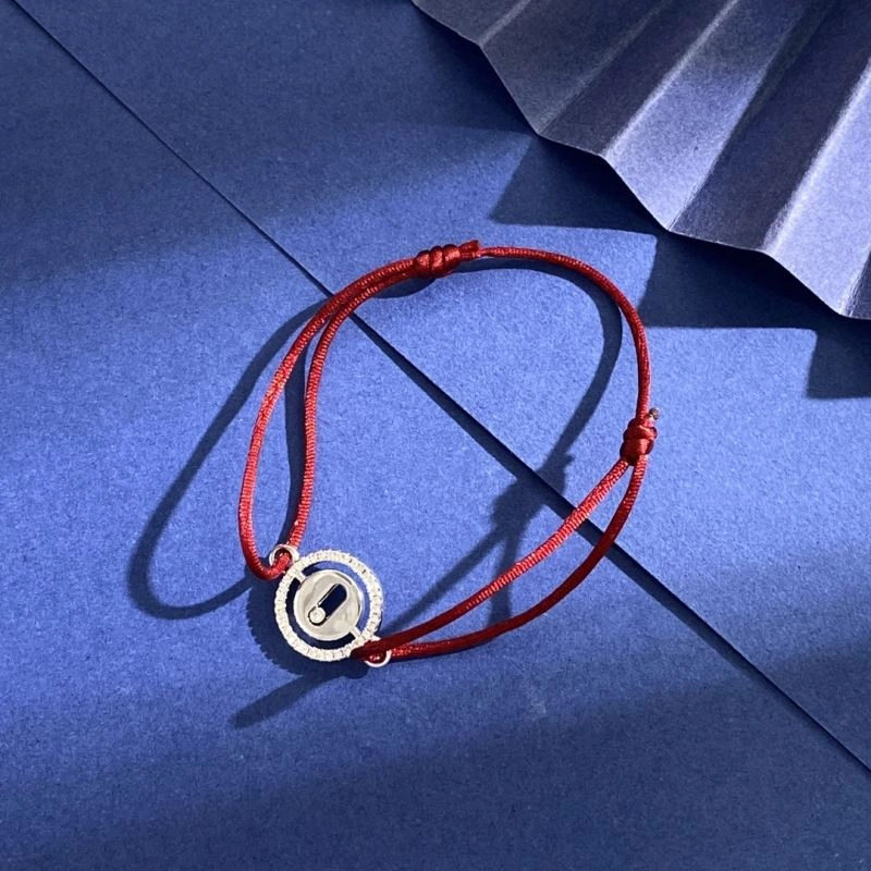 Accurate model Messika Bracelets
