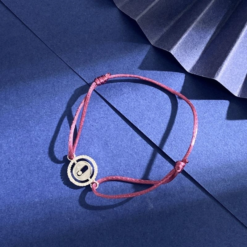 Accurate model Messika Bracelets