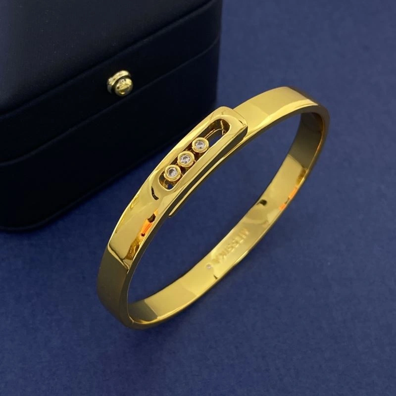 Low-cost Messika Bracelets