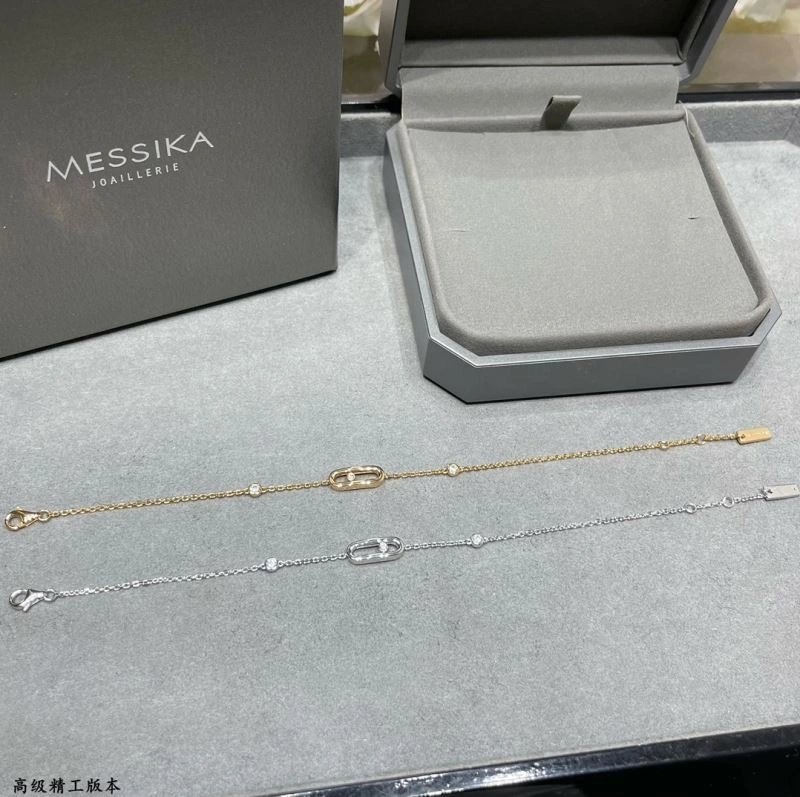 Accurate model Messika Bracelets