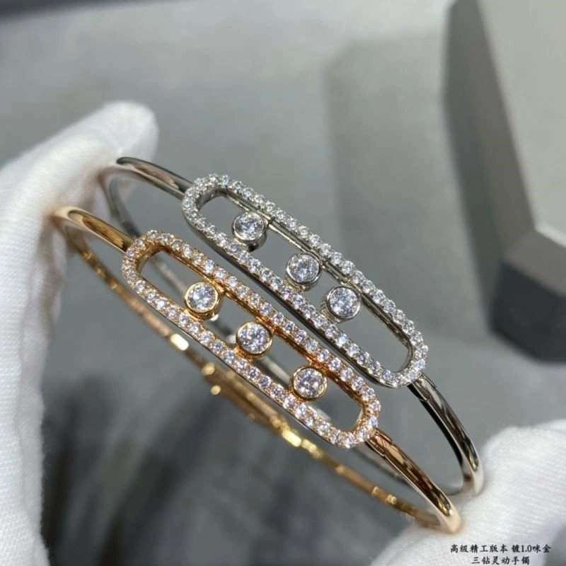 Accurate model Messika Bracelets