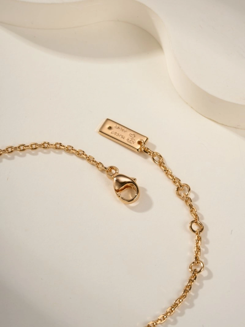 Indistinguishable Messika Bracelets