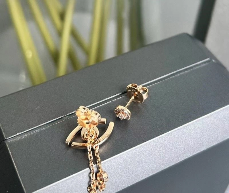 High fidelity Messika Earrings