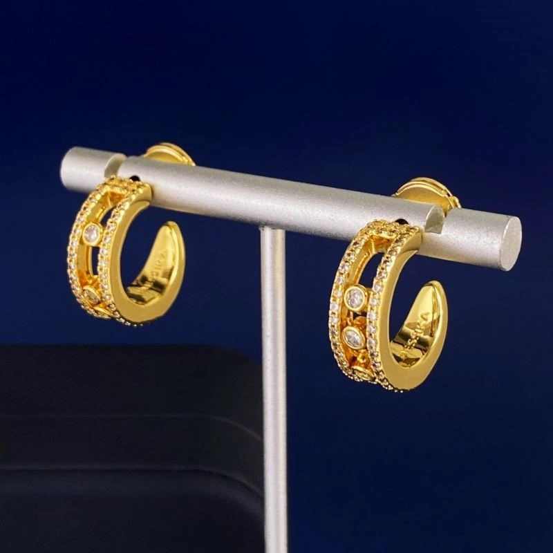 Accurate model Messika Earrings