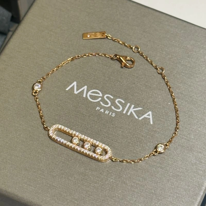 Low-cost Messika Necklaces