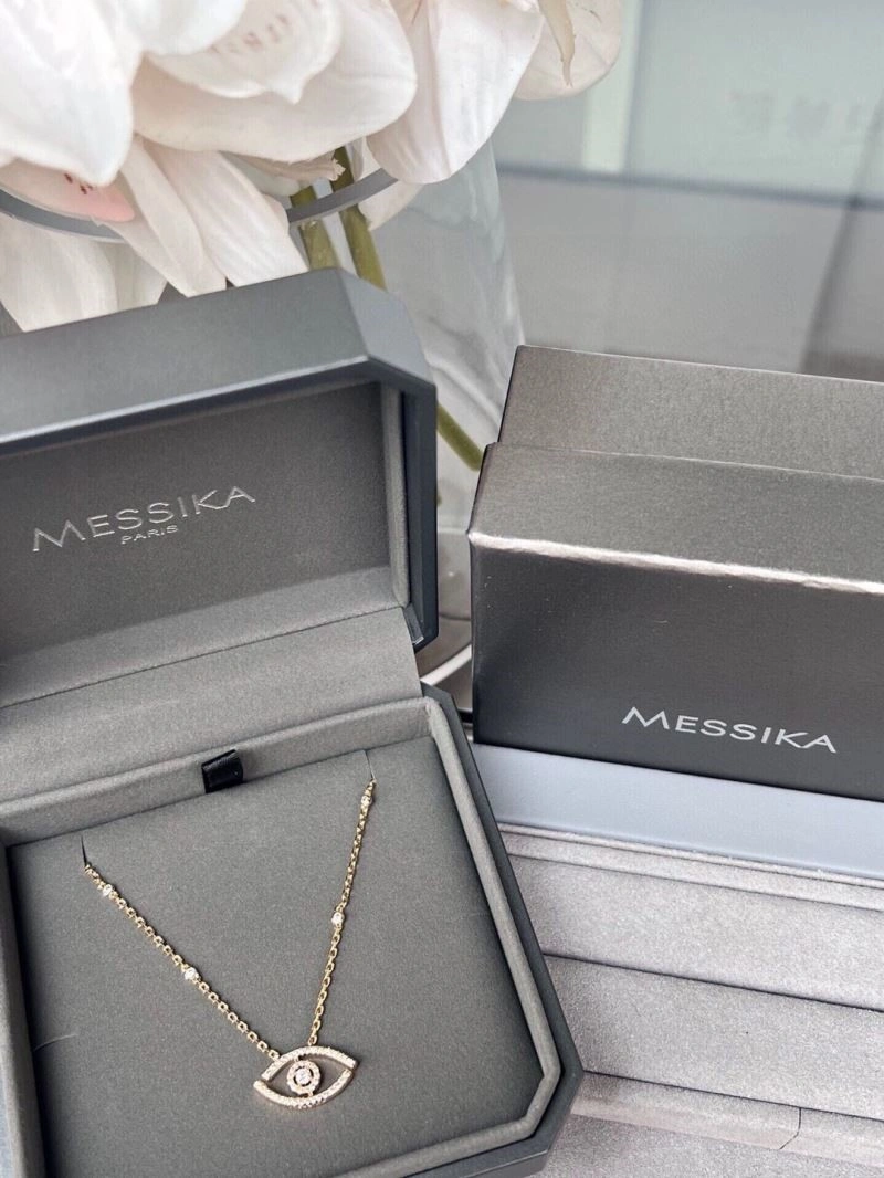 Low-cost Messika Necklaces