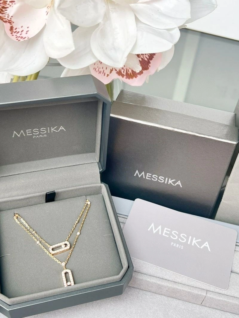 Bargain Messika Necklaces