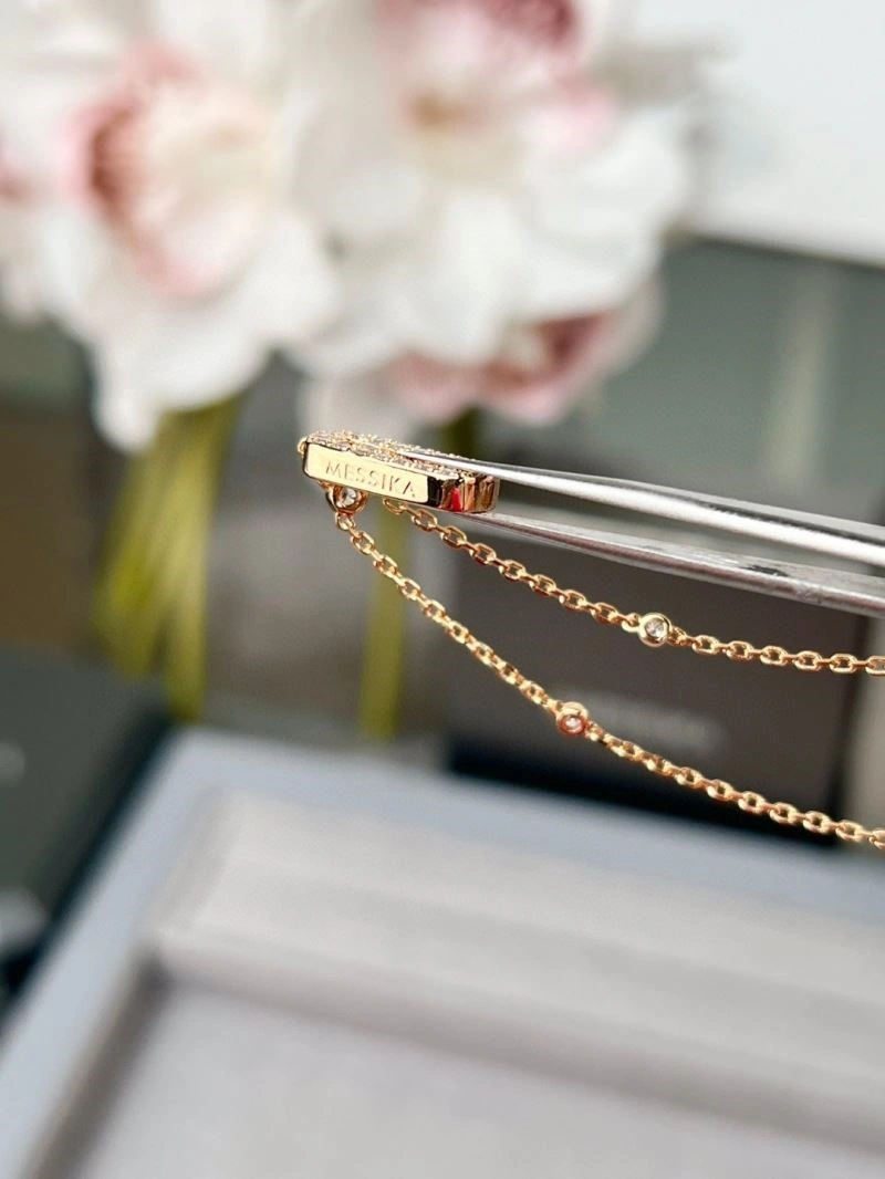 Bargain Messika Necklaces