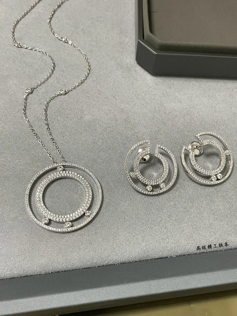 Budget-friendly Messika Necklaces