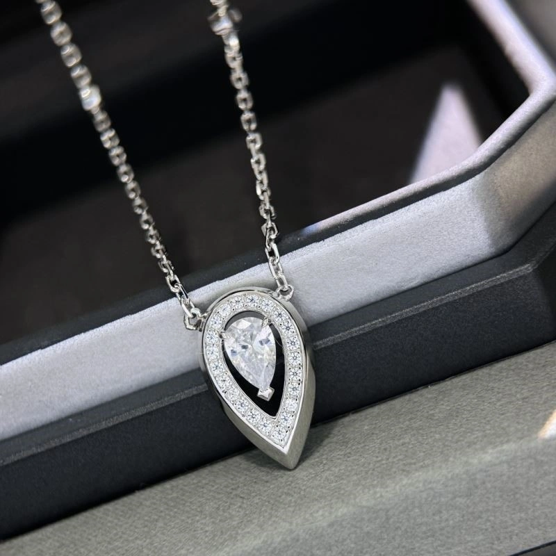 High fidelity Messika Necklaces