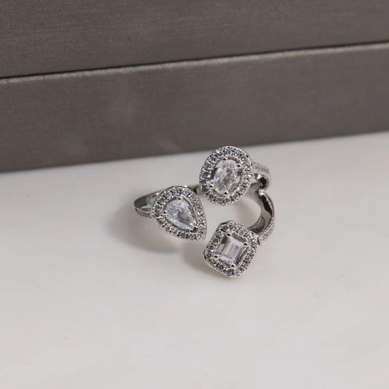 Accurate model Messika Rings