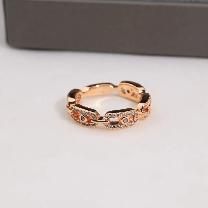 Low-cost Messika Rings