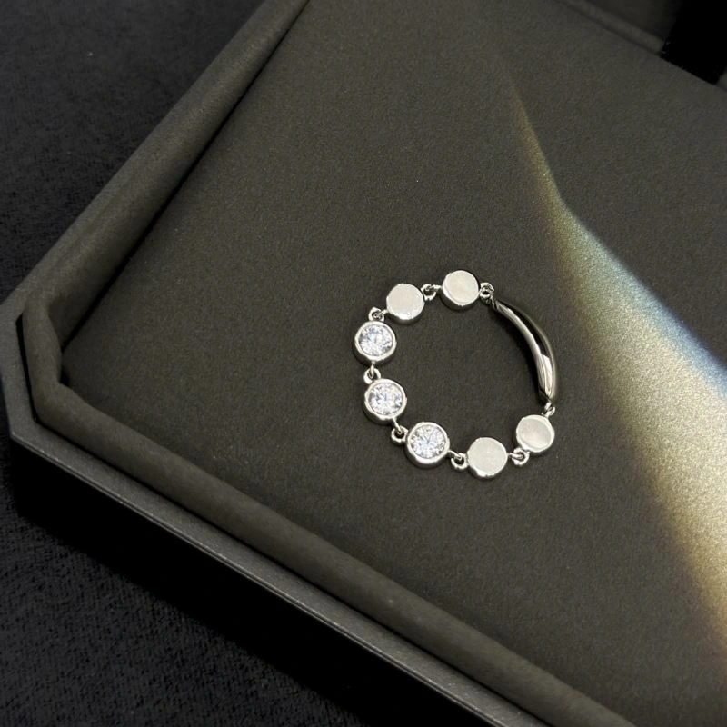 Cut-rate Messika Rings
