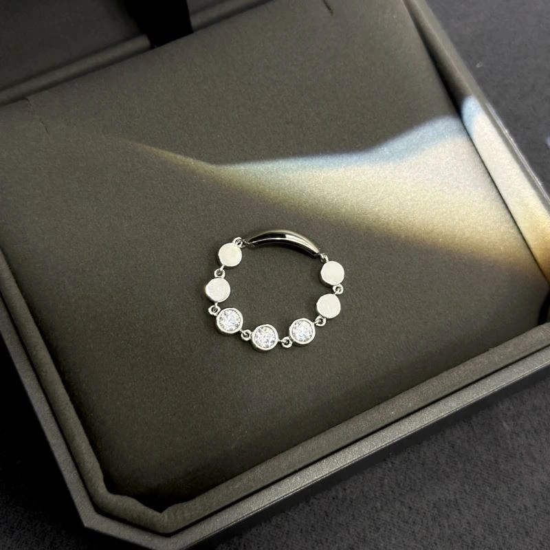 Cut-rate Messika Rings