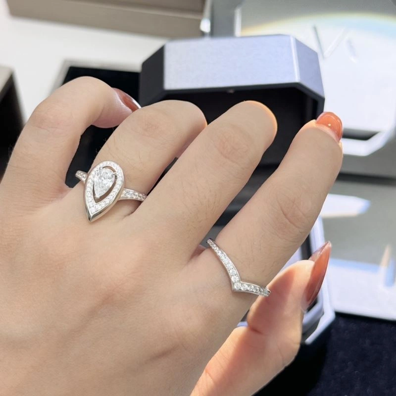 Low-cost Messika Rings